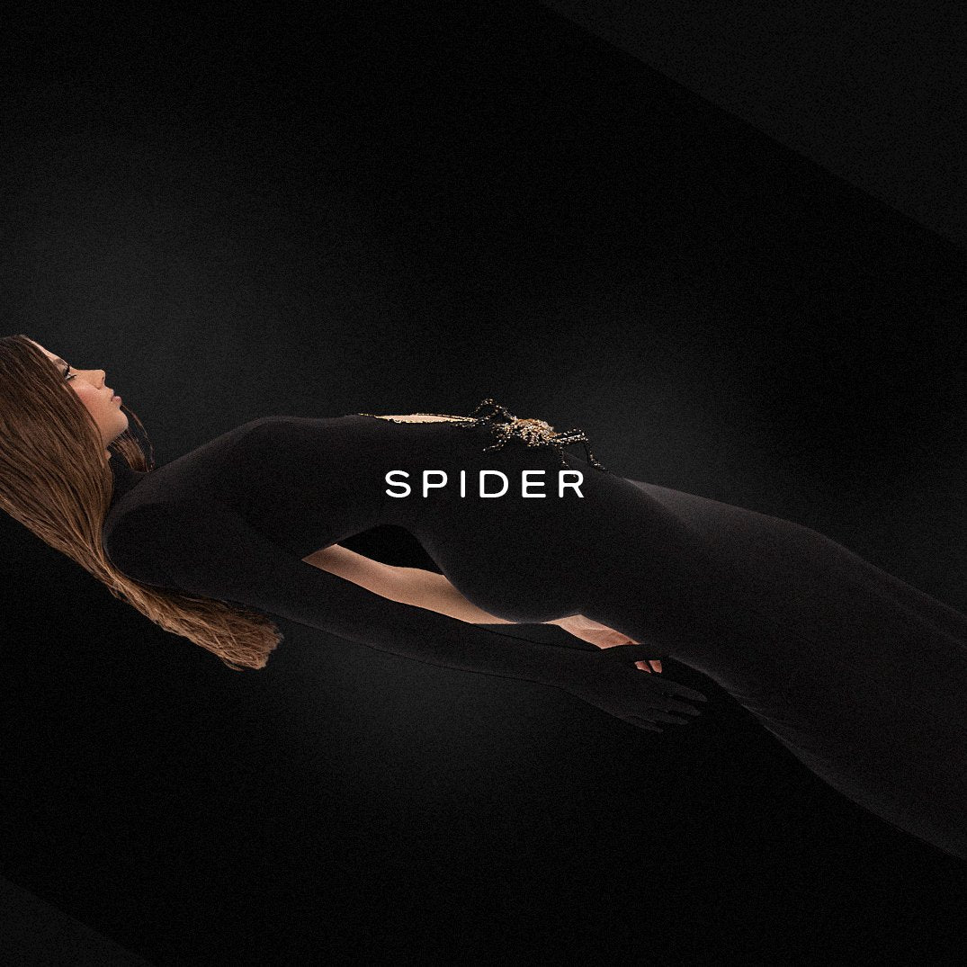 SPIDER – ALBINA DYLA